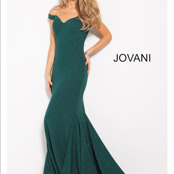 Jovani | Dresses | Gorgeous Size 2 Jovani Sparkling Emerald Green ...